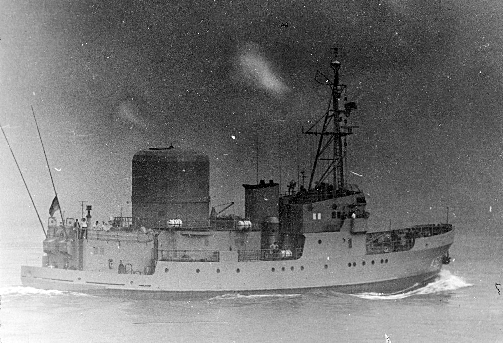 FLOTTENDIENSTBOOT - A-52 - "OSTE" - ALT - Fernmeldeaufklärung der ...